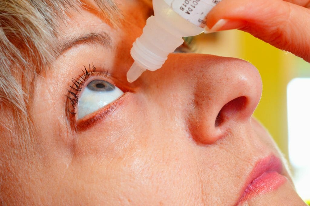 Eye Drops: Which Type is Best for You? | Buy Contact Lenses in Pakistan ...